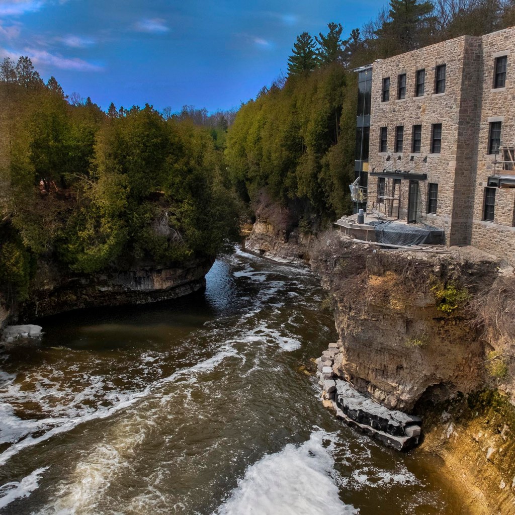 Instagramable: Elora and its Gorge – AWayWithACamera