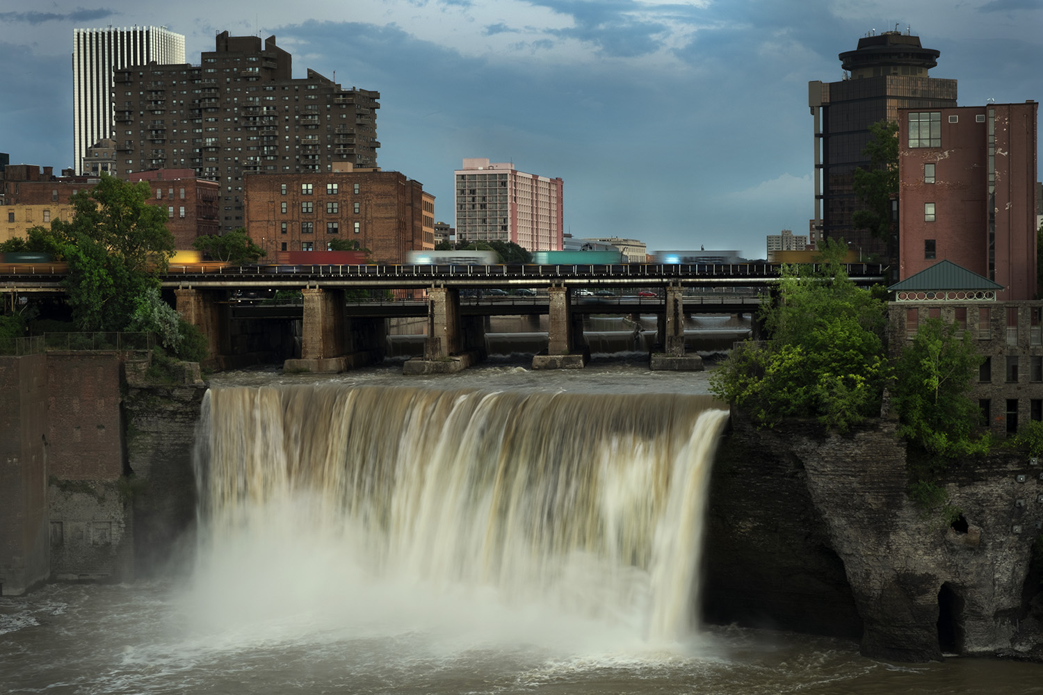 Getting the shot: Rochester and its High Falls – AWayWithACamera