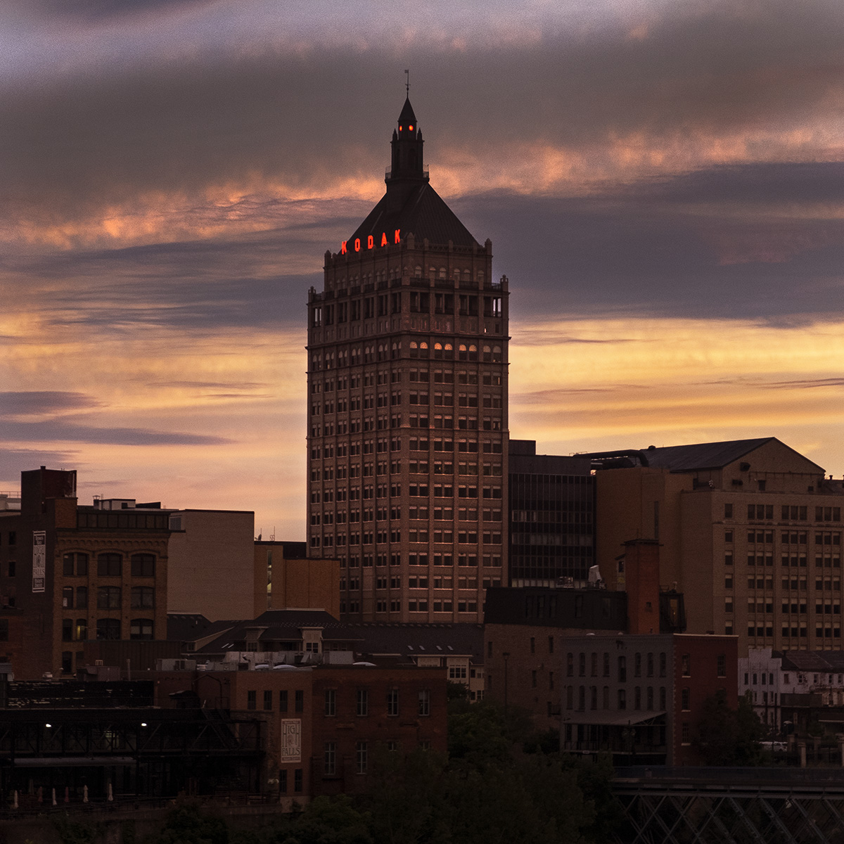 Getting the shot: Rochester and its High Falls – AWayWithACamera