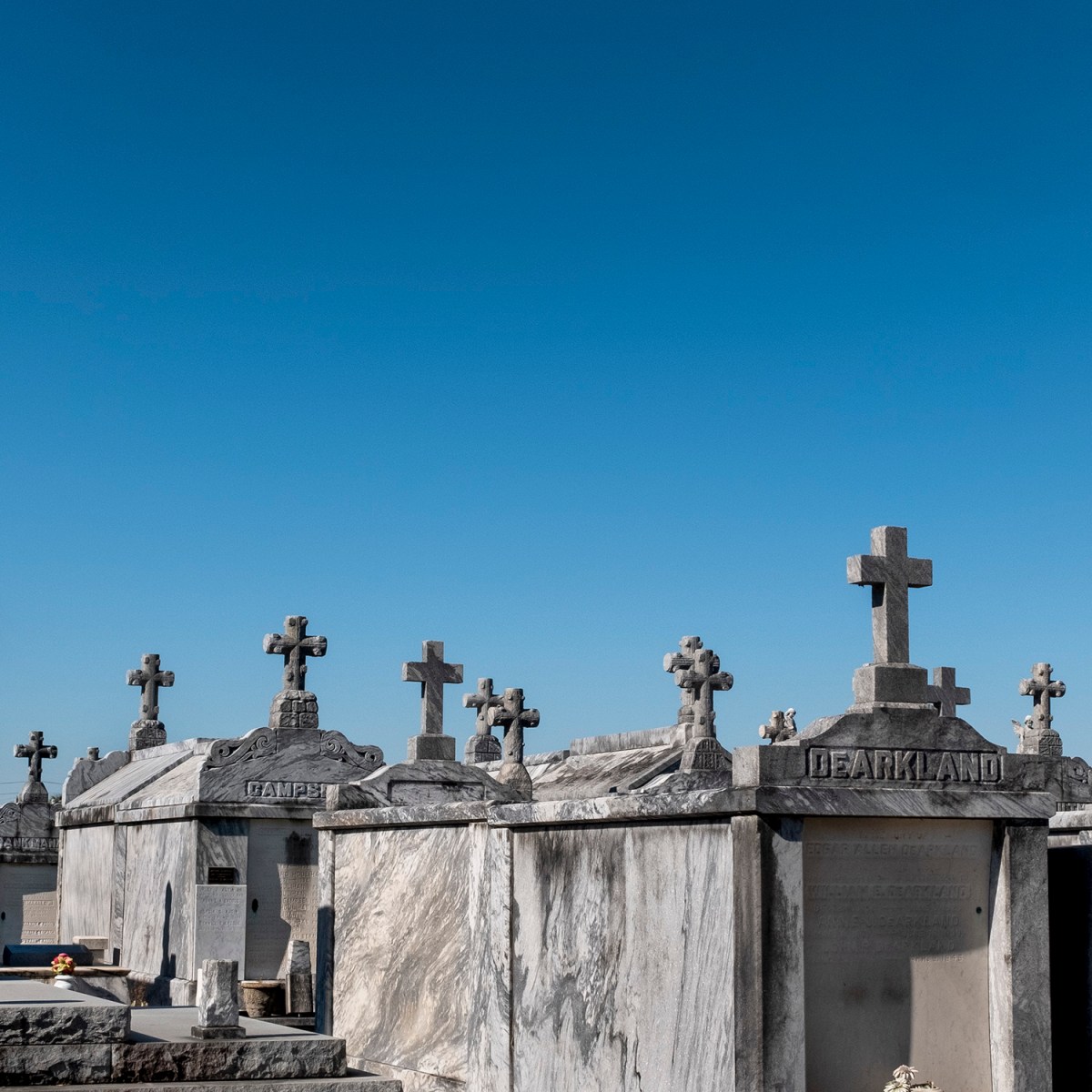 Cities of the Dead: A Journey Through the Cemeteries of New Orleans ...